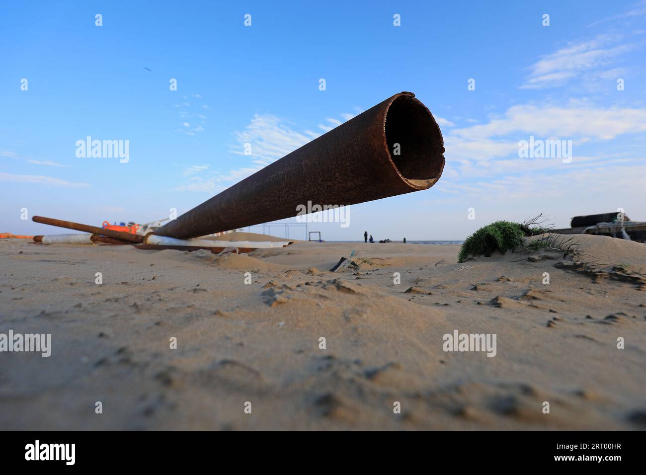 Metal pipe on the beach hi-res stock photography and images - Alamy