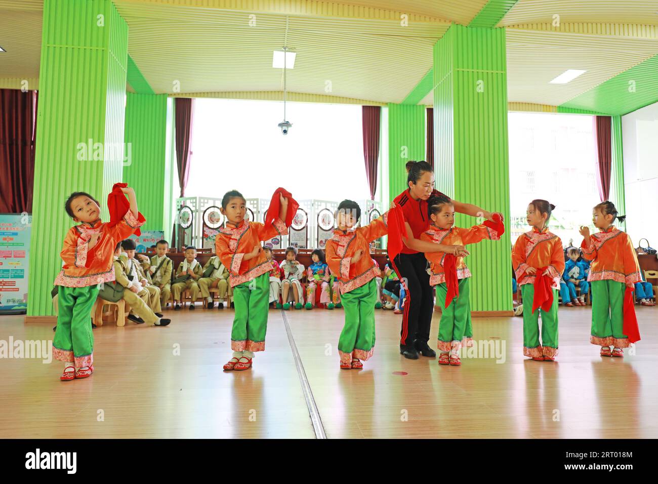 Kindergarten children drama hi-res stock photography and images - Alamy