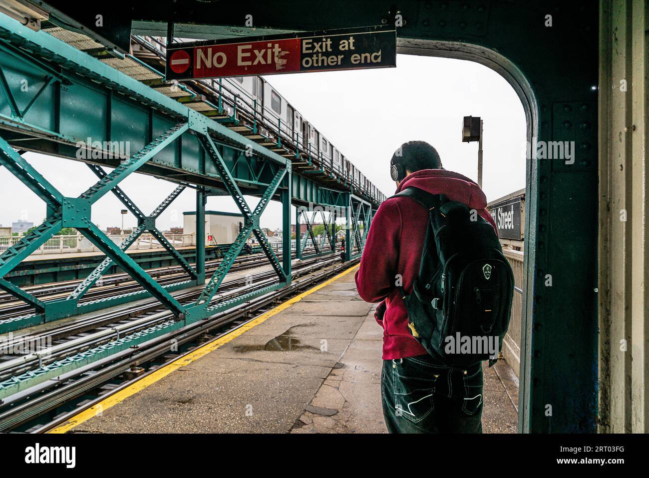 111th street irt flushing line subway station hi-res stock photography ...