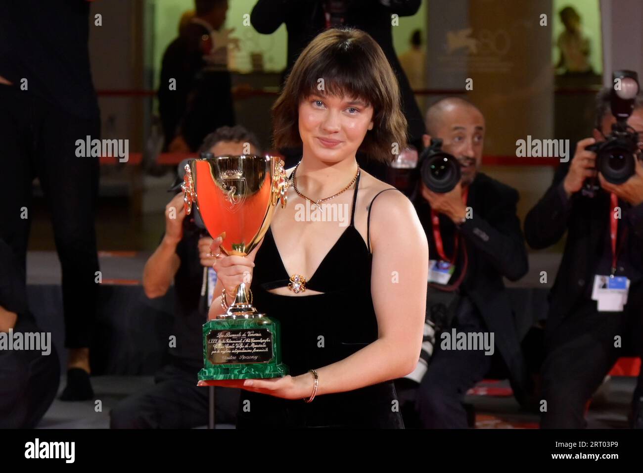 Venice Lido, Italy. 09th Sep, 2023. Cailee Spaeny poses with the Volpi ...