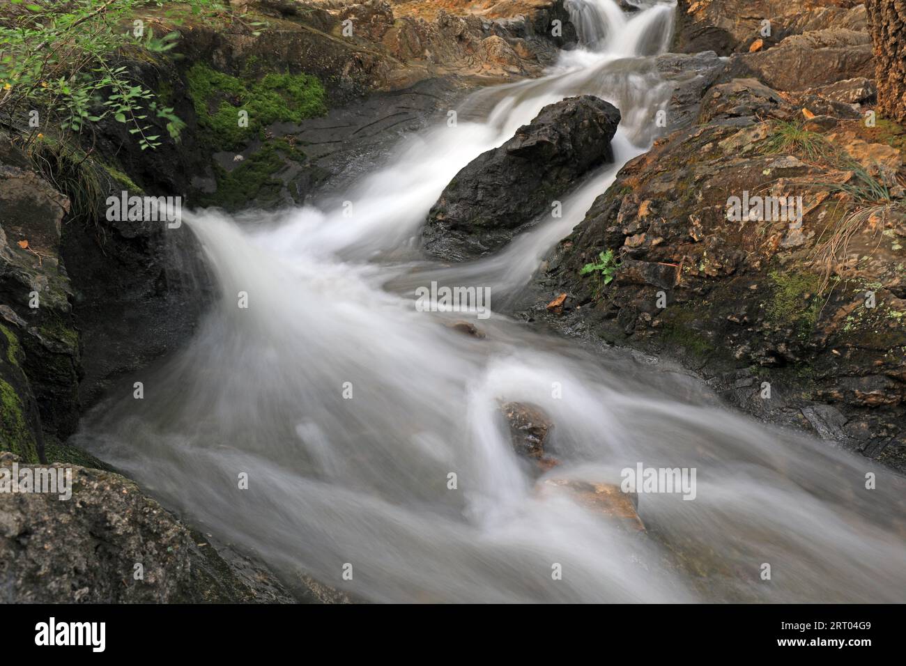 Waterfall close up among rocks hi-res stock photography and images - Alamy