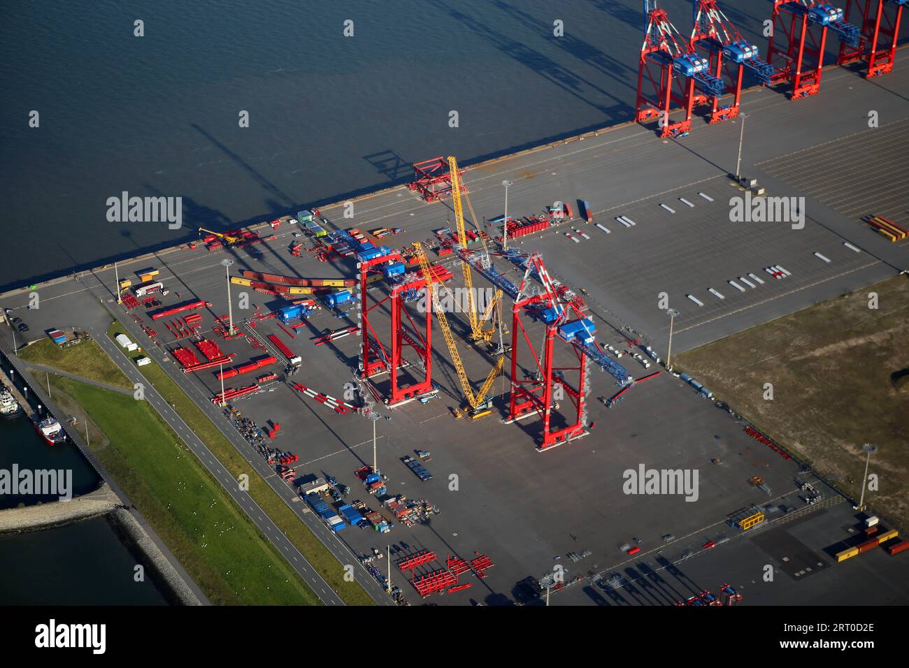 Wilhelmshaven, Germany. 02nd Sep, 2023. The Jade-Weser Port, Germany's ...