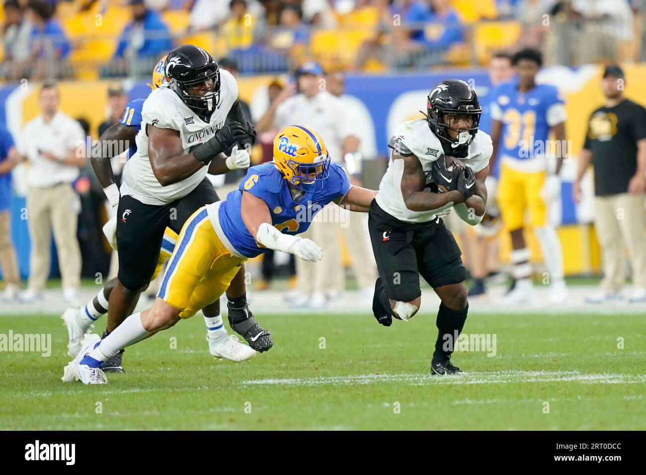 Cincinnati temple hi-res stock photography and images - Alamy