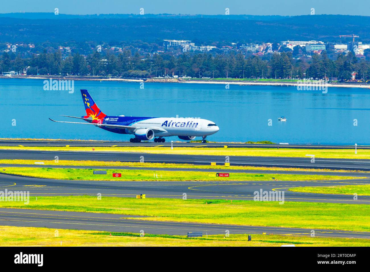 Aircraft movements at Sydney (Kingsford Smith) Airport in Sydney ...