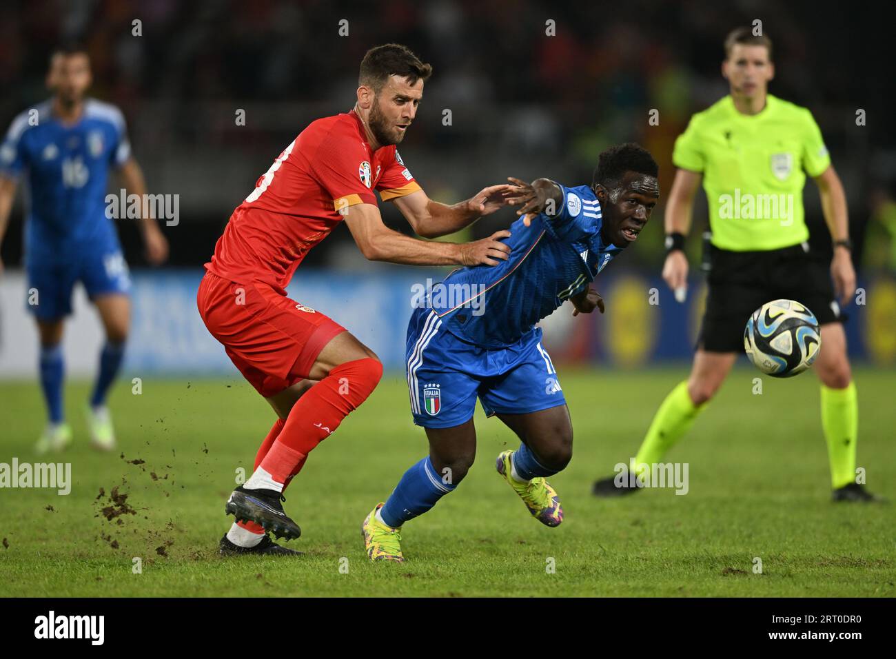 Alimi hi-res stock photography and images - Alamy