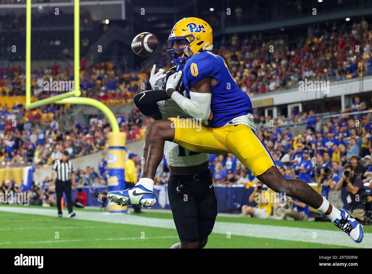 Pittsburgh, Pennsylvania, USA. 09th Sep, 2023. Pitt Panthers wide ...