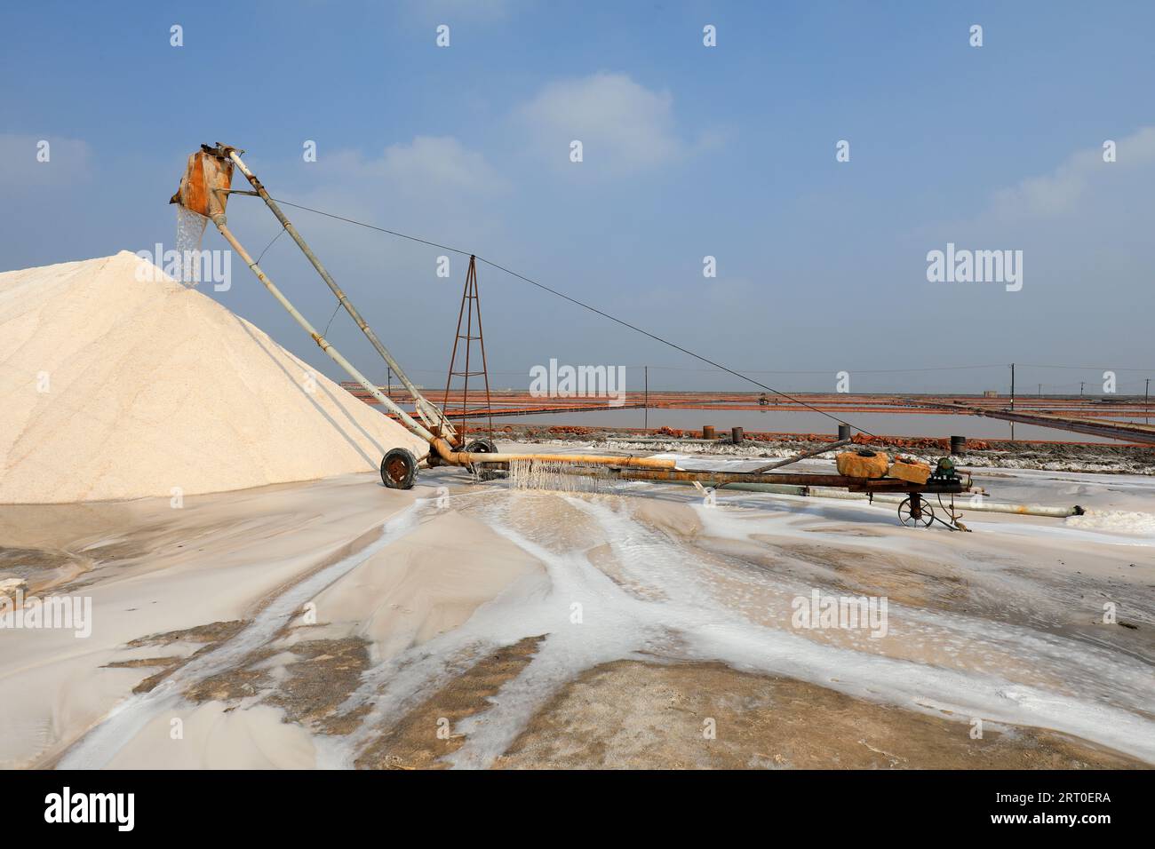 Saltworks china hi-res stock photography and images - Alamy