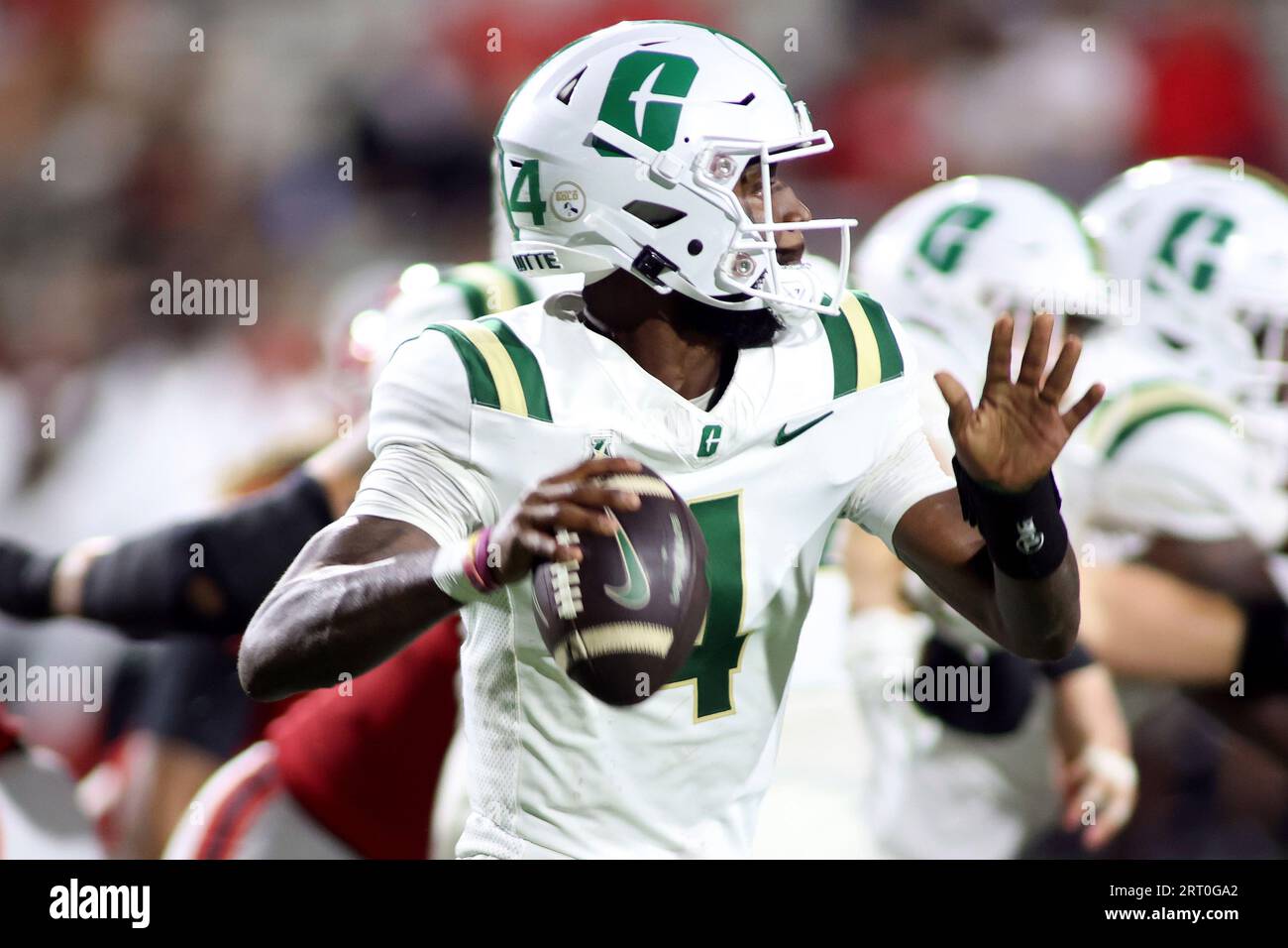 Charlotte 49ers quarterback Jalon Jones (4) throws during an NCAA ...
