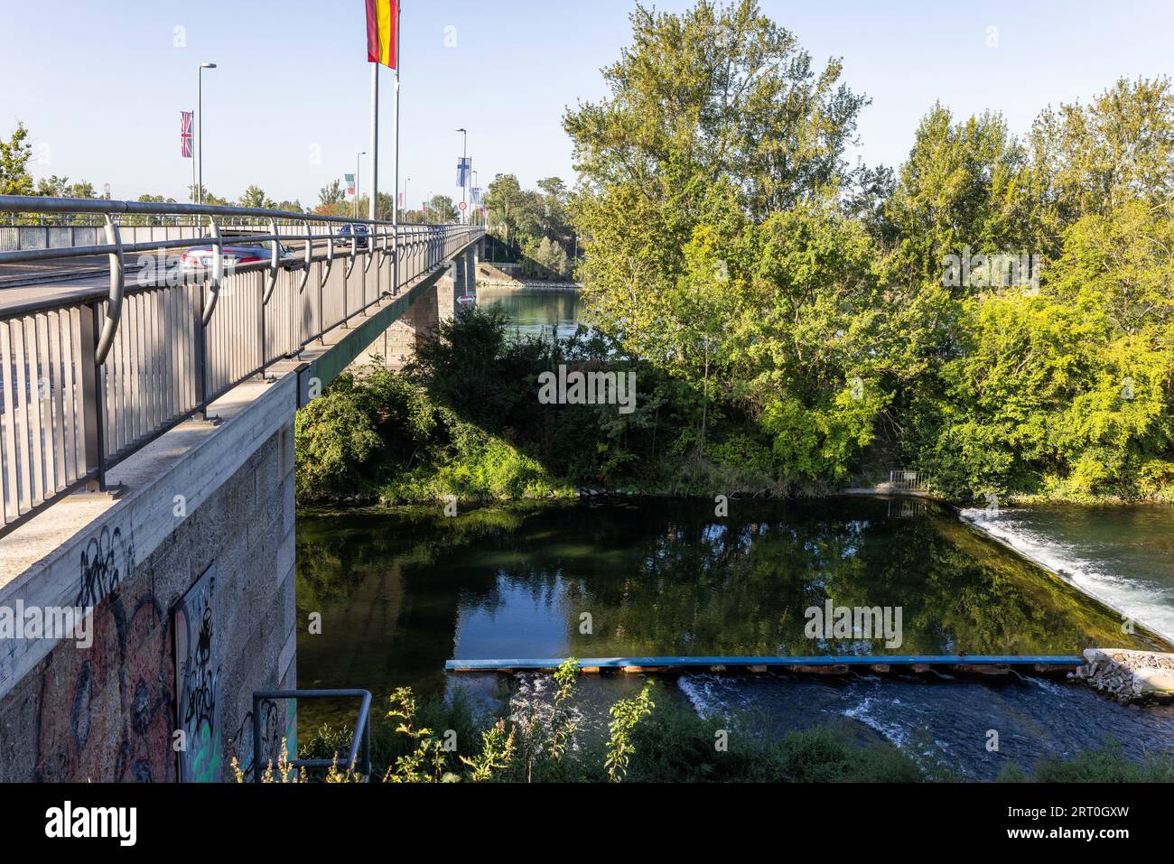 Breisach, Germany. 06th Sep, 2023. The Rhine flows under a road bridge ...