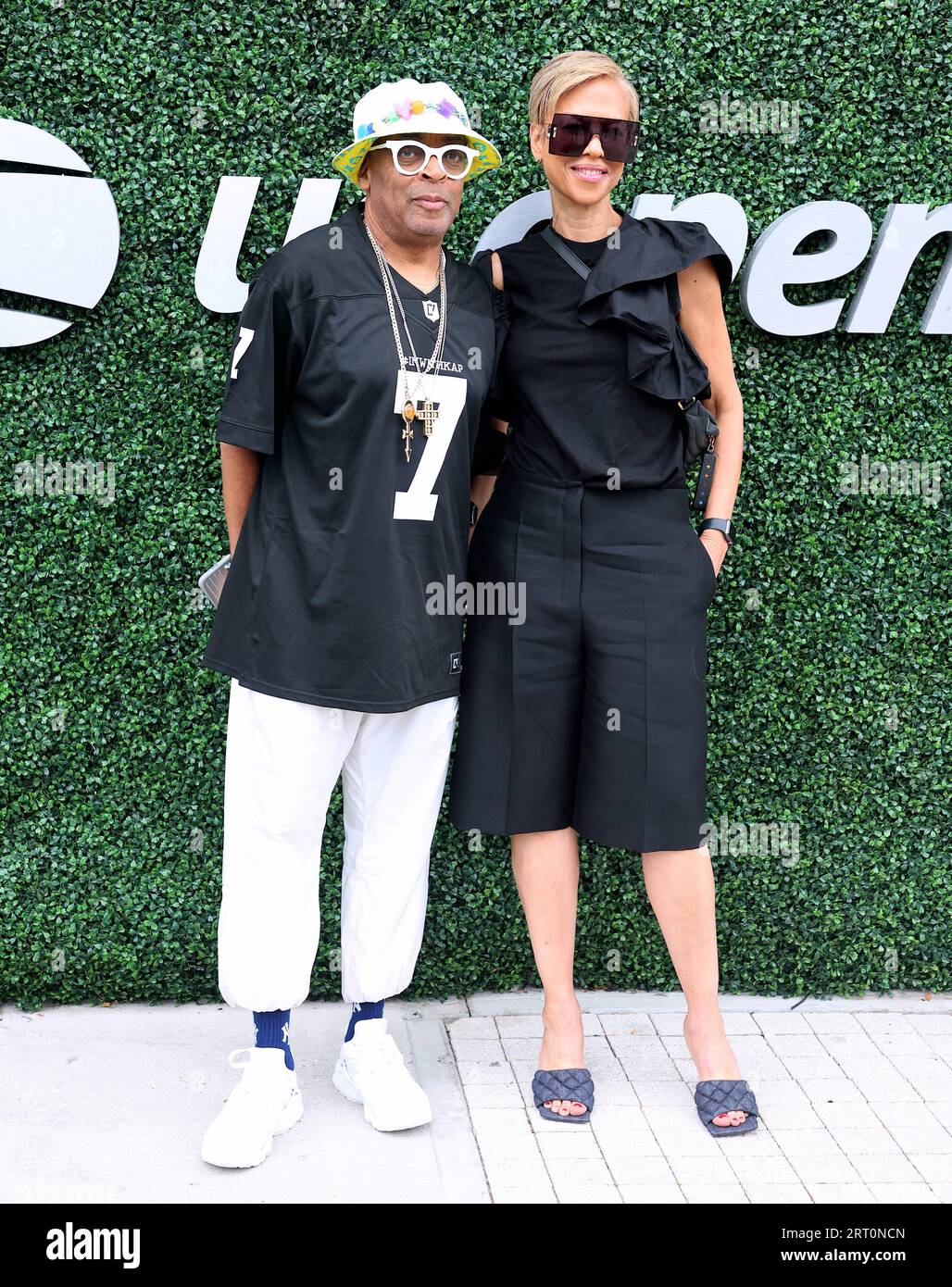 New York City, United States. 09th Sep, 2023. Spike Lee with his wife ...