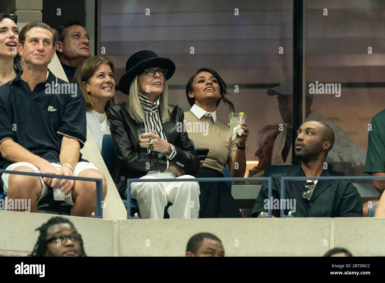 Diane Keaton, Ariana DeBose attend final match of women's singles ...