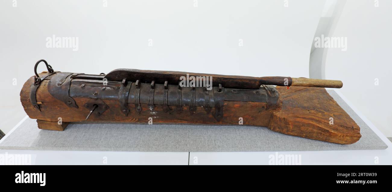 Ancient Chinese guillotine in white background Stock Photo - Alamy