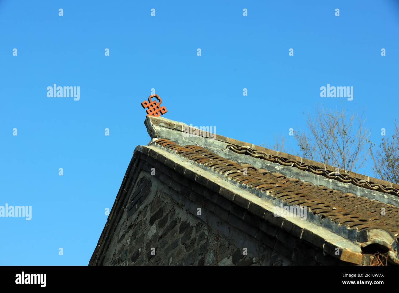 Ancient ridge architecture landscape, North China Stock Photo - Alamy
