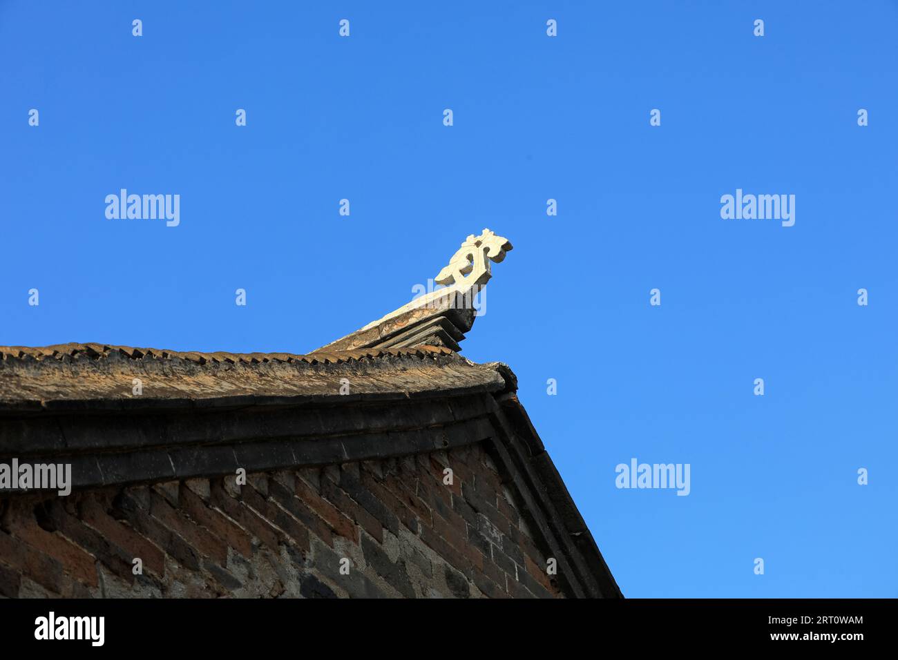 Ancient ridge architecture landscape, North China Stock Photo - Alamy
