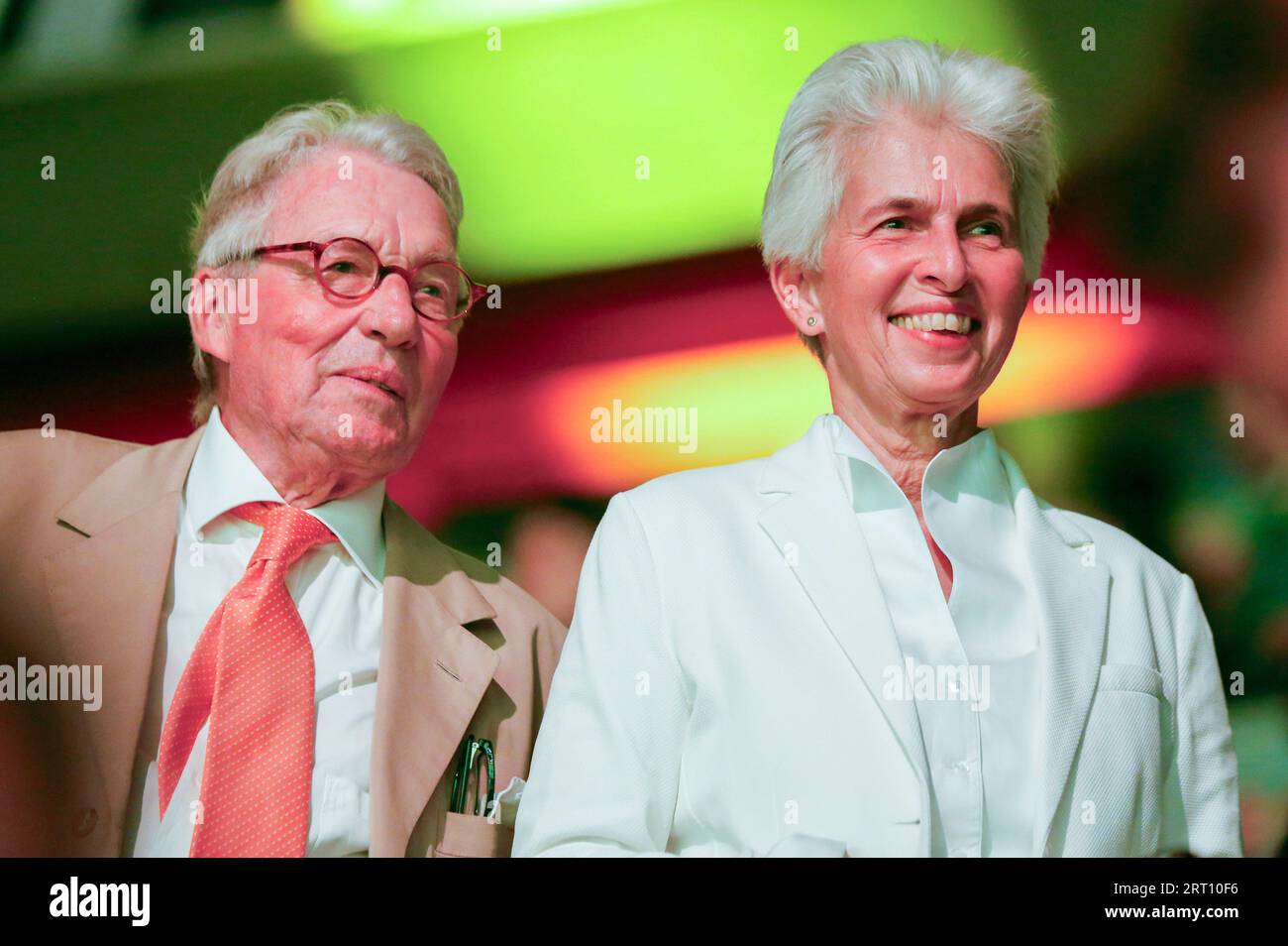 Marie-Agnes Strack-Zimmermann mit Ehemann Horst Strack-Zimmermann bei ...
