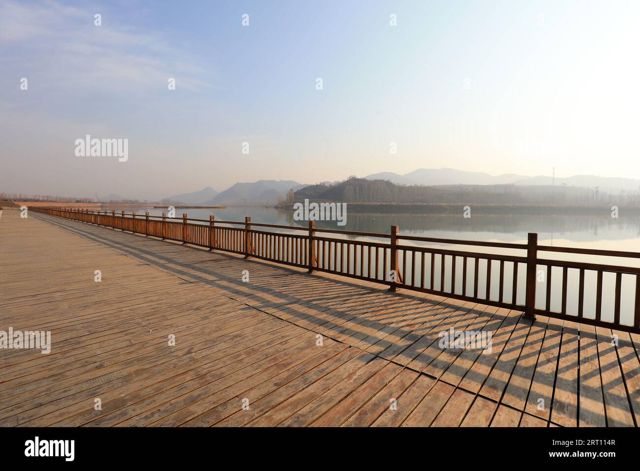 Wooden viewing platform hi-res stock photography and images - Alamy