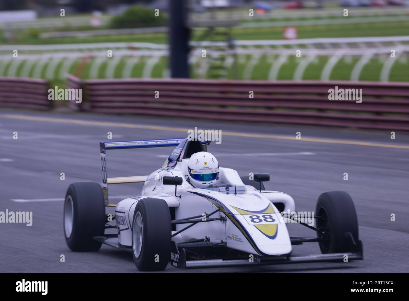 Sandown international motor raceway hi-res stock photography and images ...