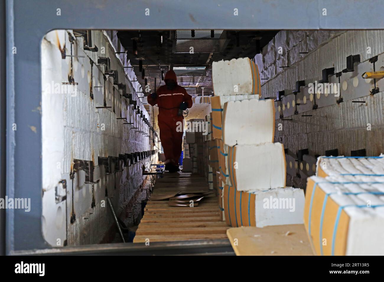 Asbestos manufacturing hi-res stock photography and images - Alamy