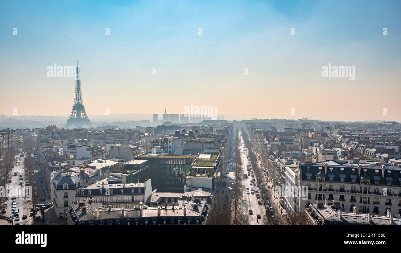 Louvre aerial shot hi-res stock photography and images - Alamy