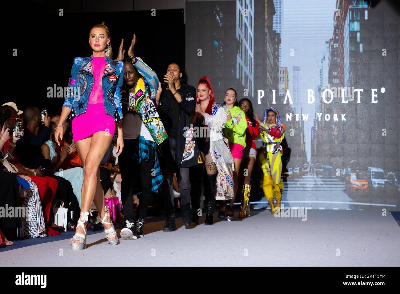 Pia bolte fashion show hi-res stock photography and images - Alamy