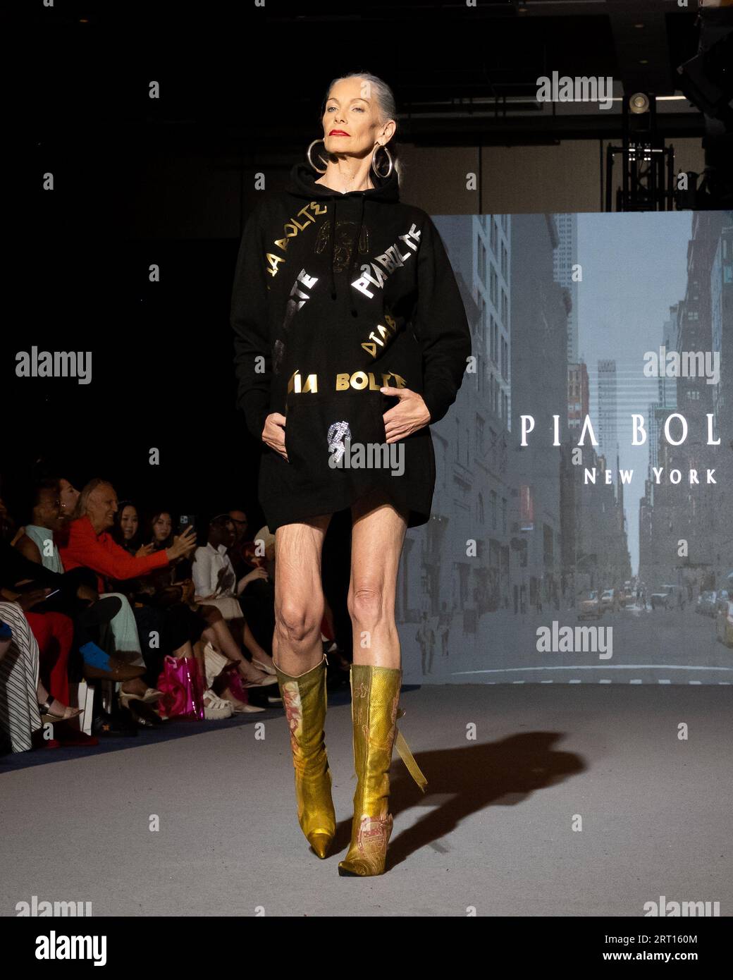 Pia bolte fashion show hi-res stock photography and images - Alamy