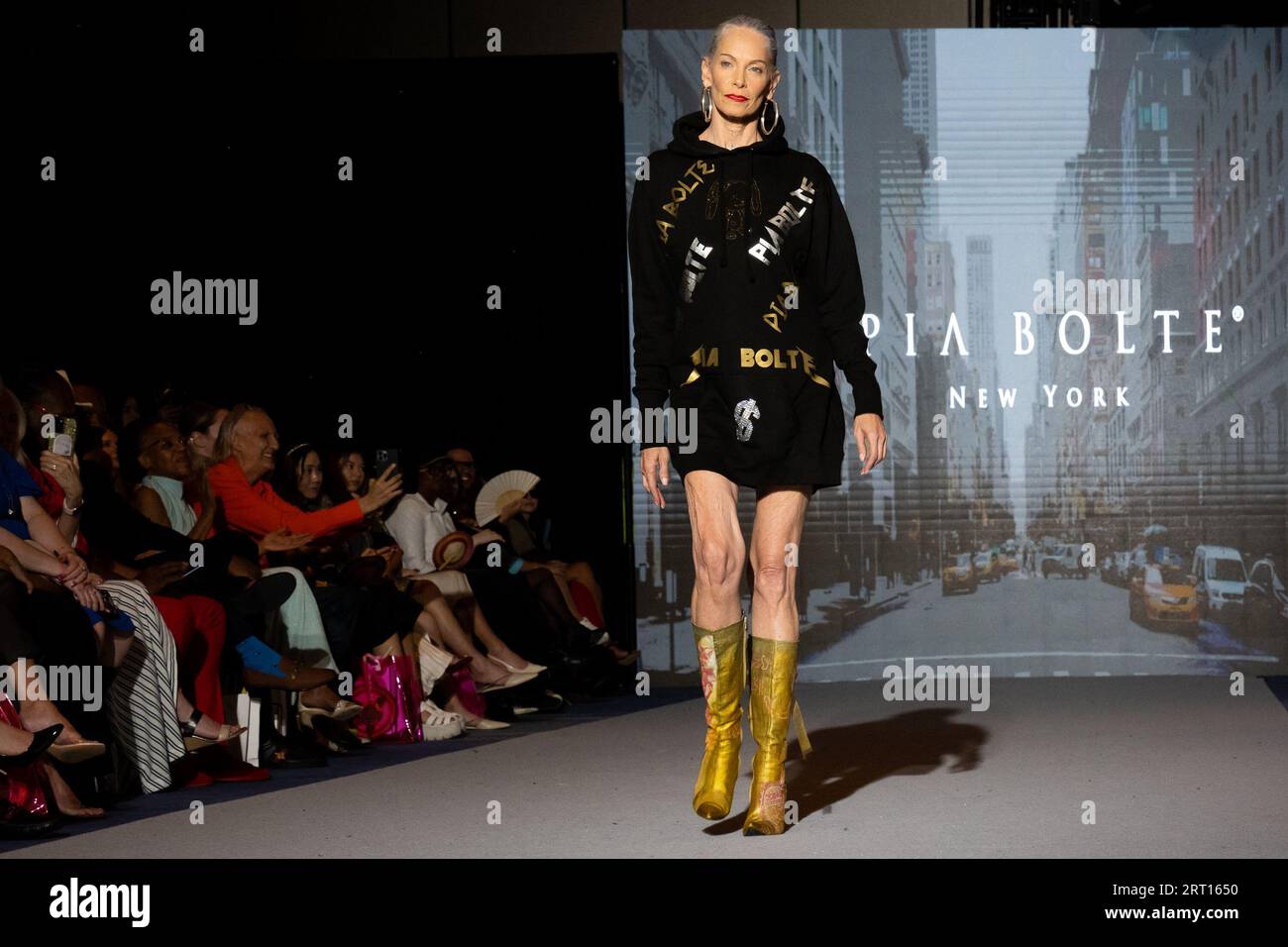 Pia bolte fashion show hi-res stock photography and images - Alamy