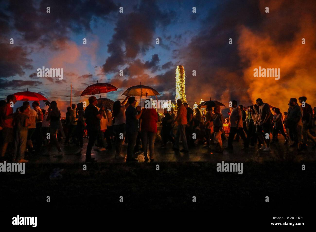 Fire umbrellas hi-res stock photography and images - Alamy