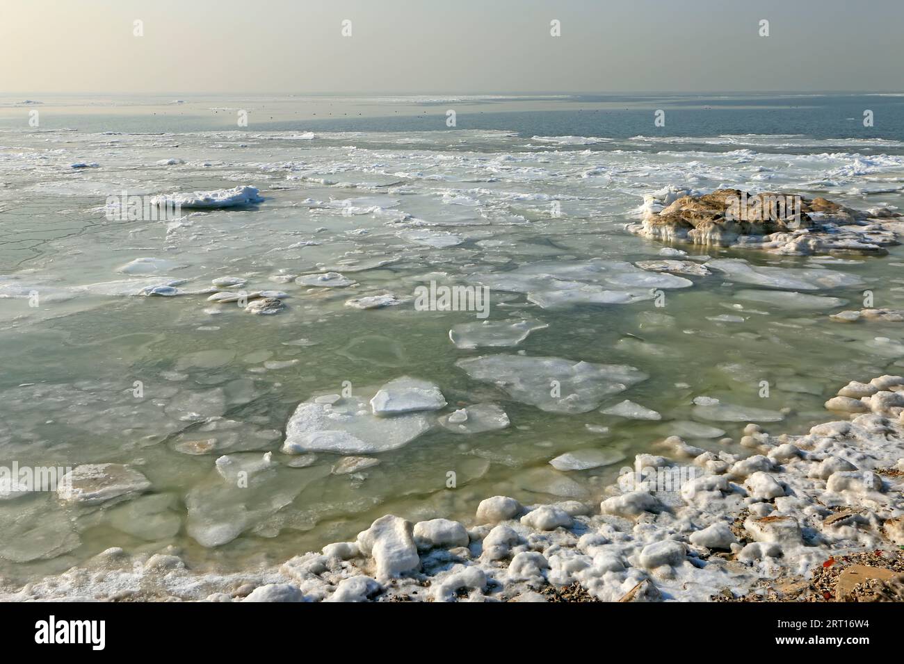 Beidaihe seaside hi-res stock photography and images - Alamy