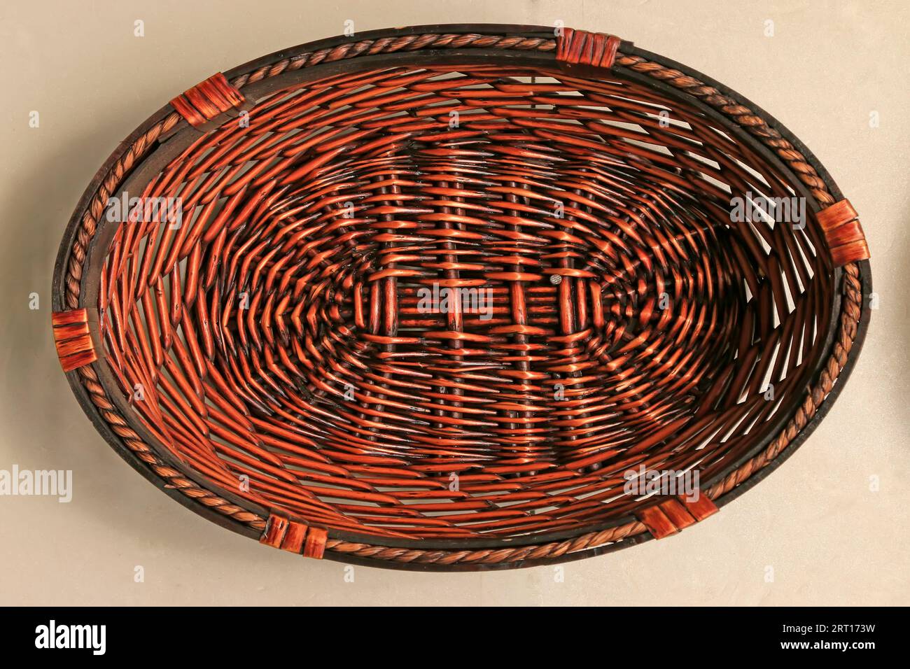 Basket weave products hi-res stock photography and images - Alamy