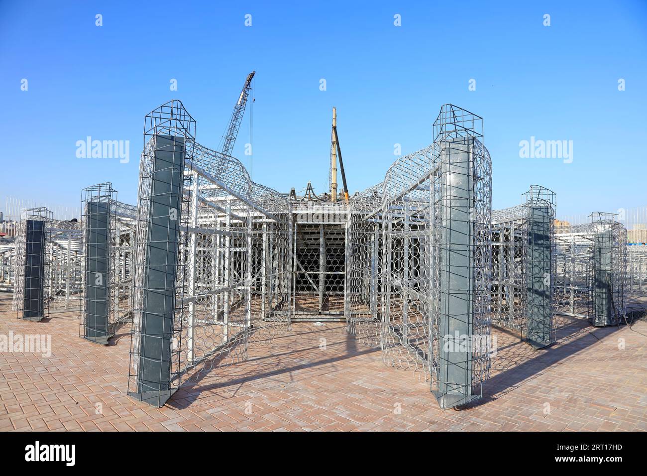 Steel frame in the construction site Stock Photo - Alamy