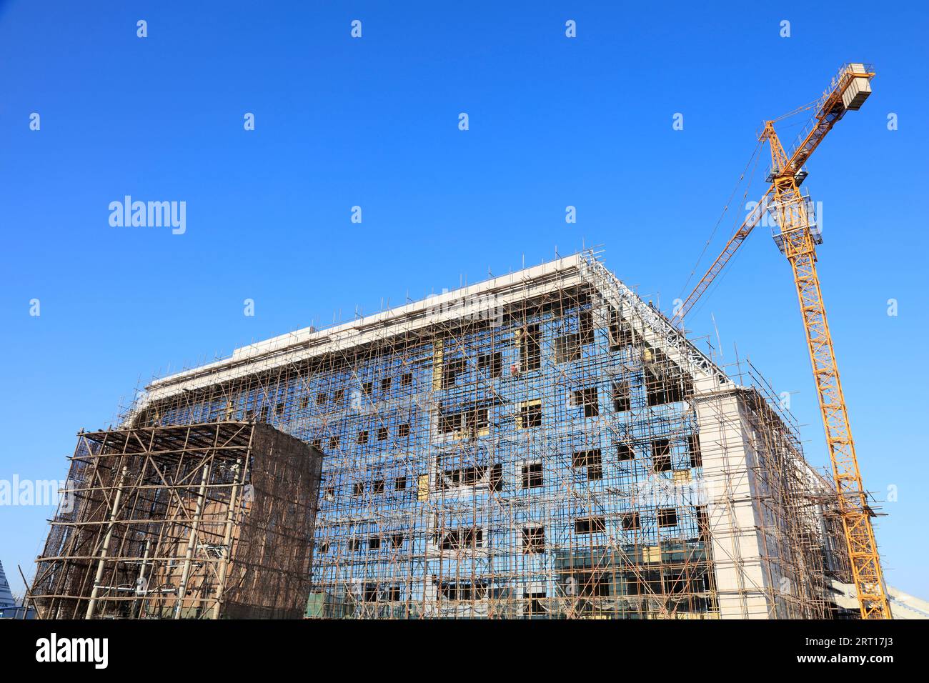 Truss shapes hi-res stock photography and images - Alamy