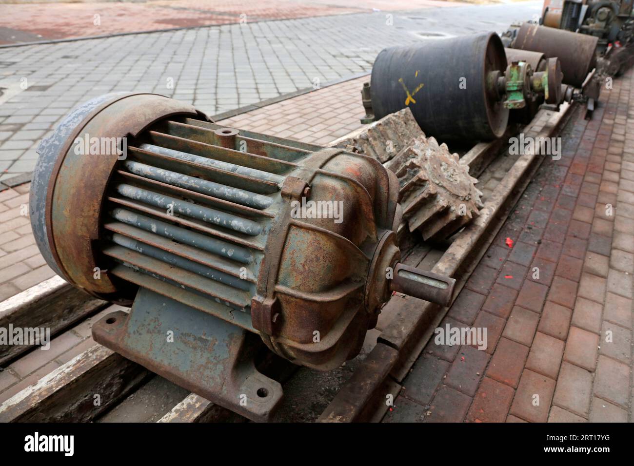 Ancient shell structures hi-res stock photography and images - Alamy