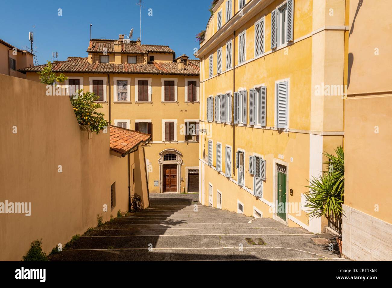 streets and architure sround the italian capital city of rome Stock ...