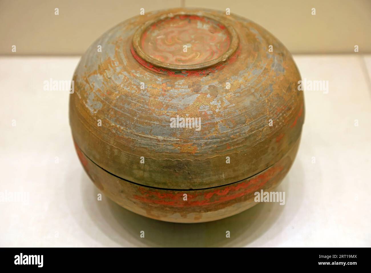 Chinese ancient ceramic ware Stock Photo - Alamy