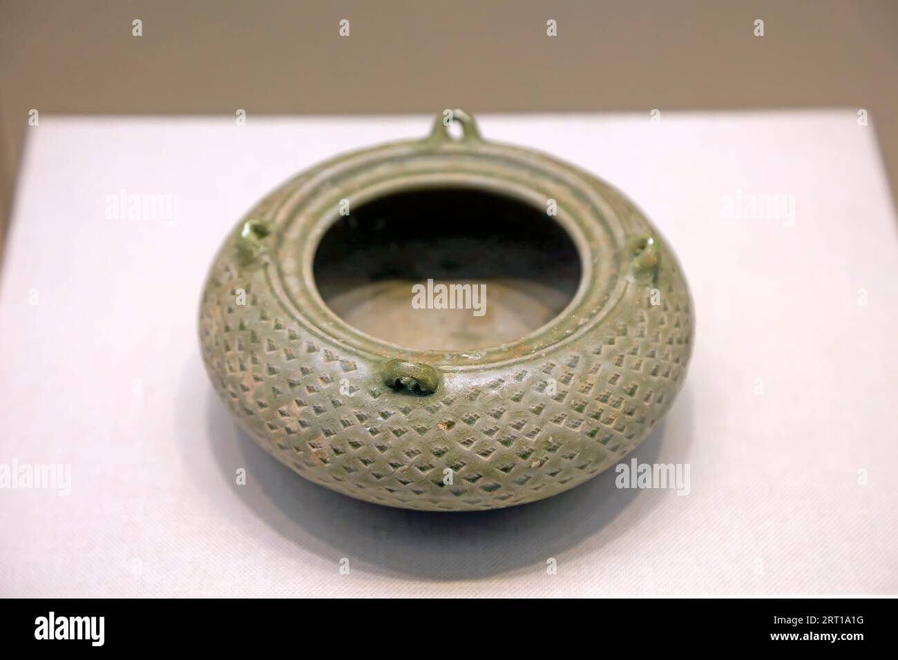 Chinese ancient ceramic ware Stock Photo - Alamy