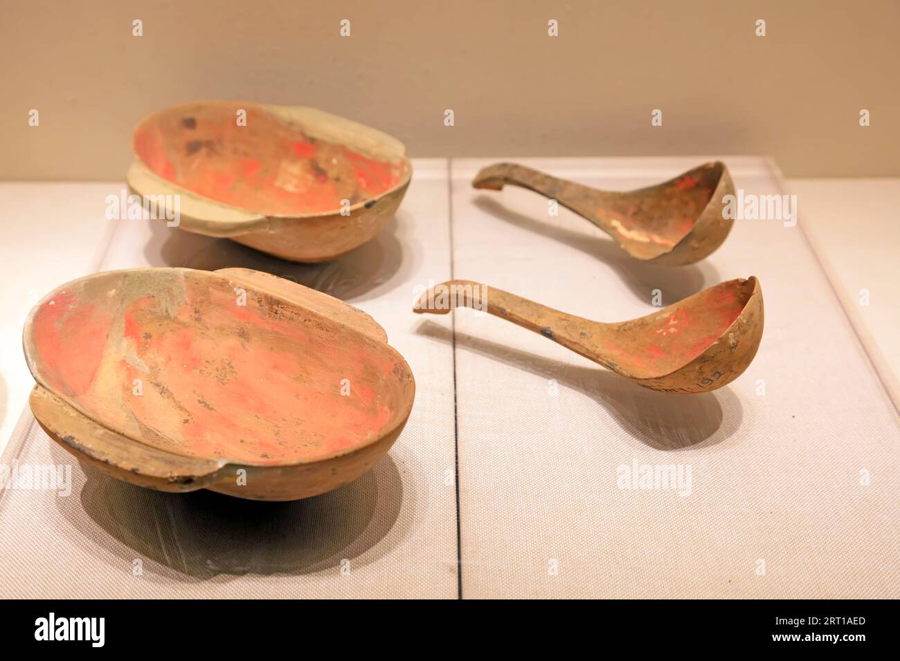 Chinese ancient ceramic ware Stock Photo - Alamy