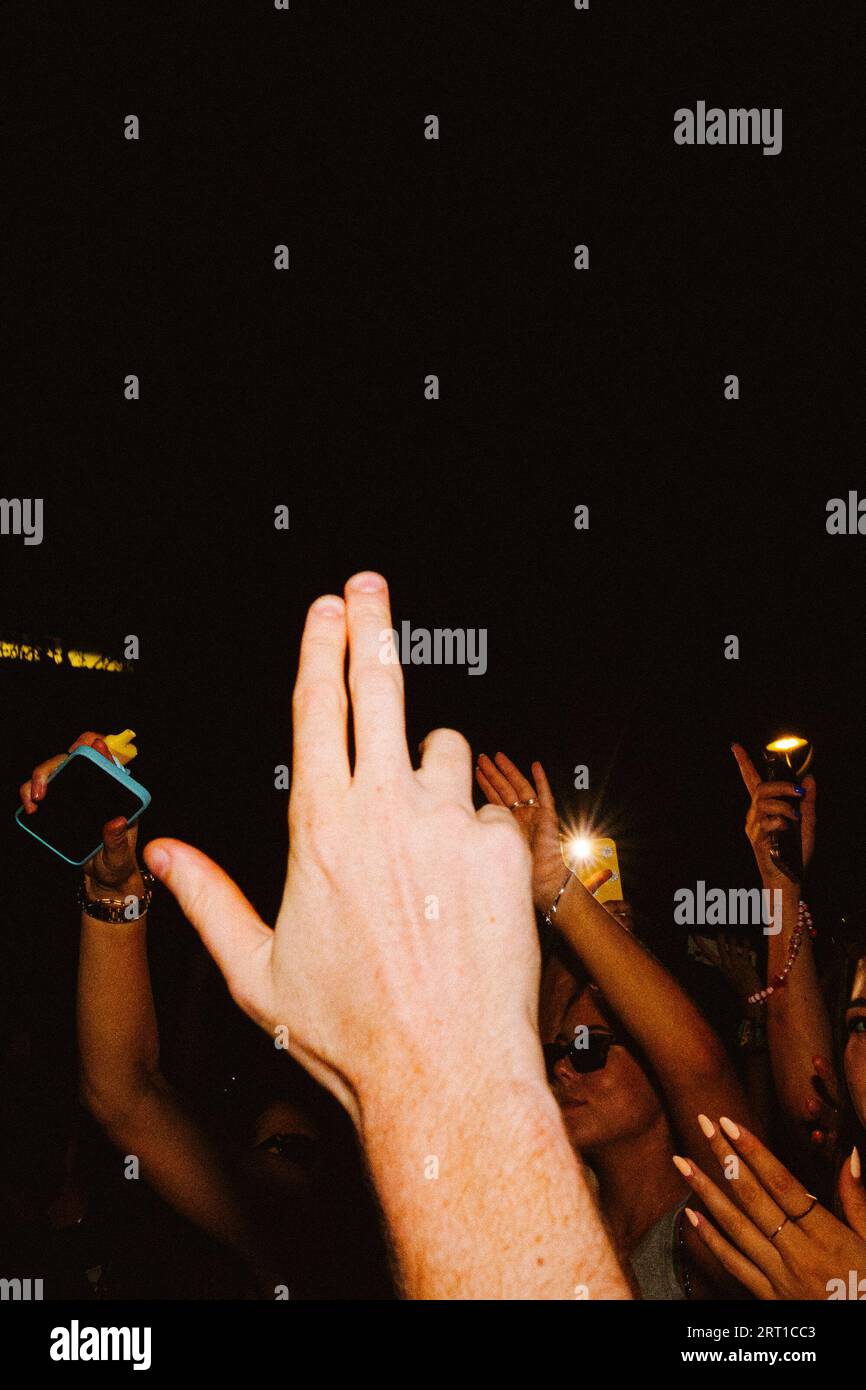 Spontaneous trance hi-res stock photography and images - Alamy