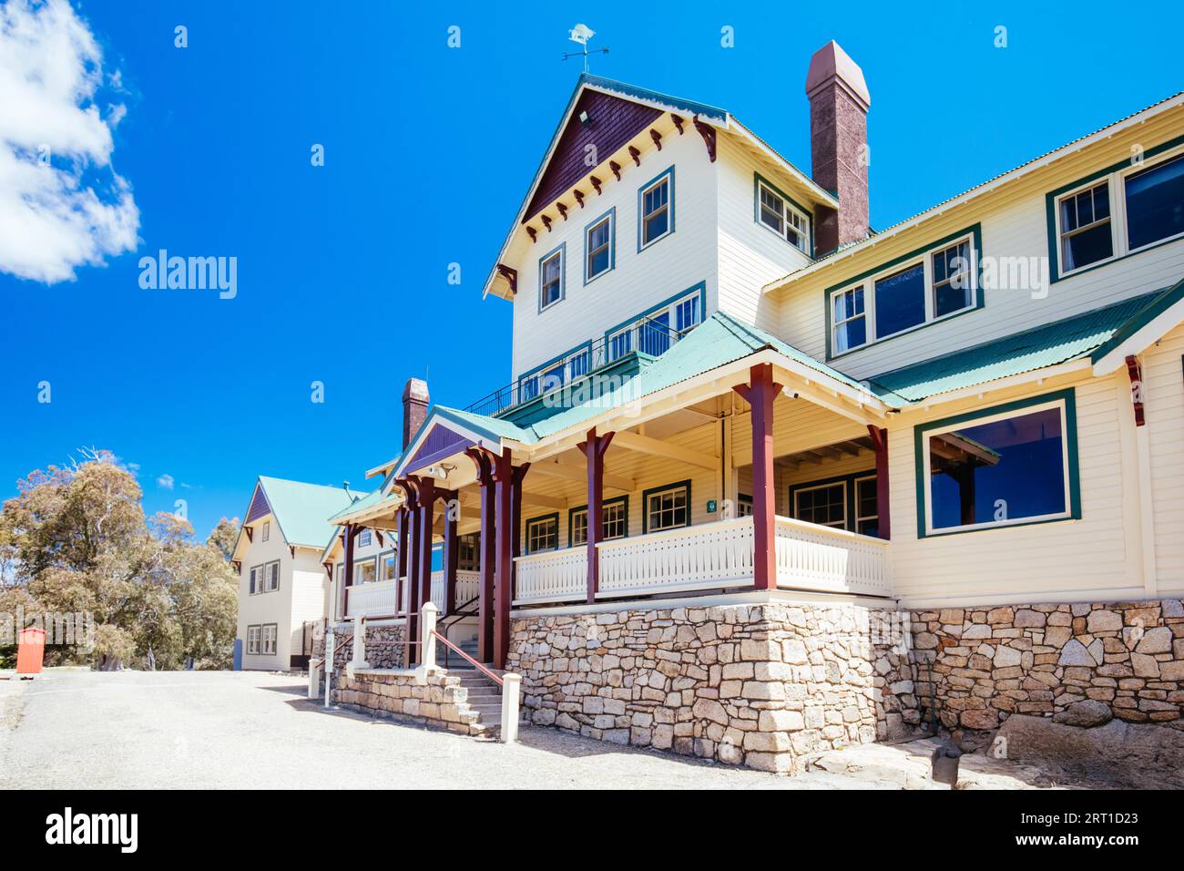 MT BUFFALO, AUSTRALIA- DECEMBER 29 2021: The Mount Buffalo Chalet on a ...