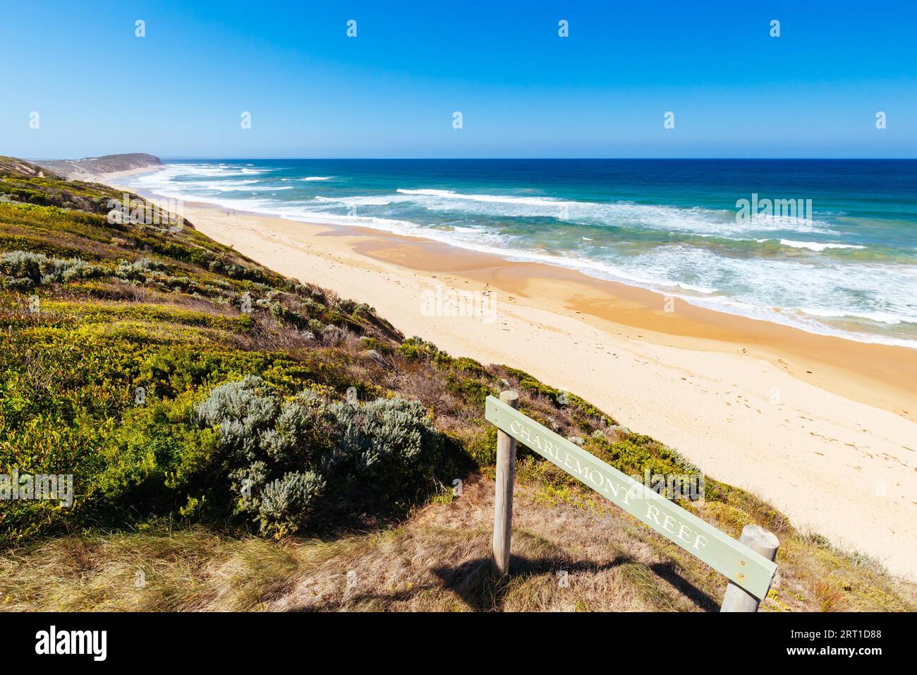The idyllic Thirteenth Beach at Charlemont Reef near Barwon Heads on a ...