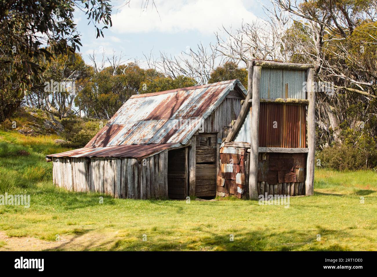 Landscape scenery on Wallaces Heritage Trail on a hot summer's day near ...