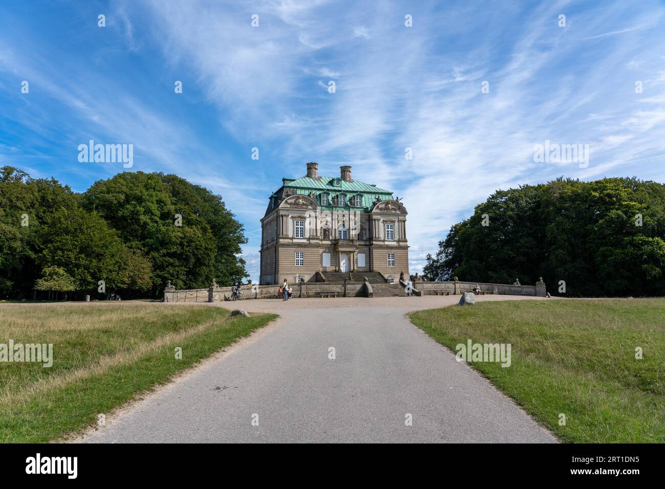 Dyrehaven hi-res stock photography and images - Alamy