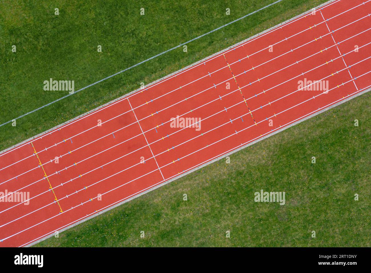 Athletics track aerial hi-res stock photography and images - Alamy