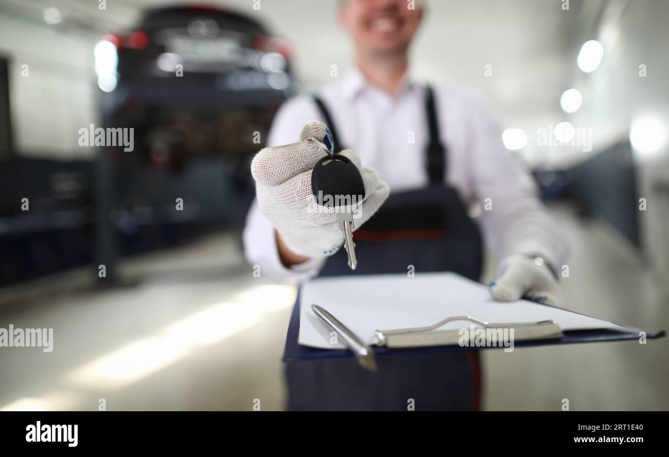 Car key paper hi-res stock photography and images - Alamy