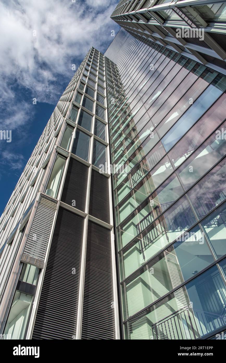 Glass front of a skyscraper Stock Photo - Alamy