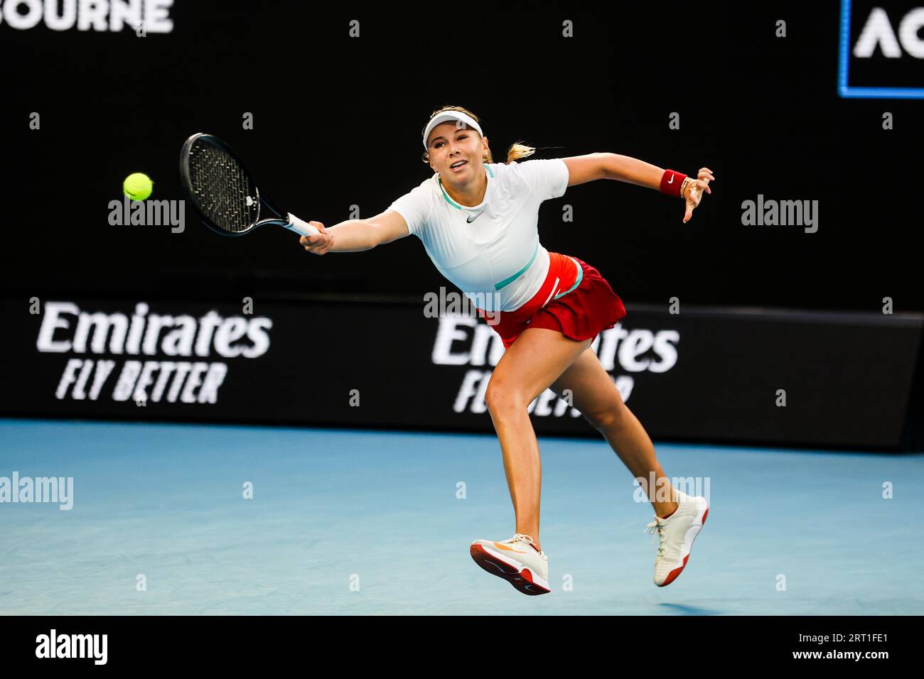 MELBOURNE, AUSTRALIA, JANUARY 23: Amanda Anisimova of USA on her way to ...