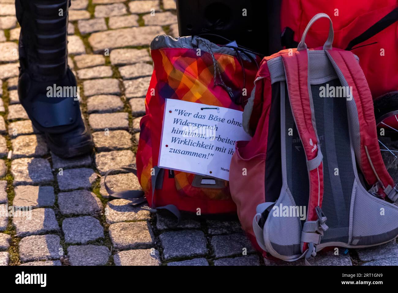 Operation equipment hi-res stock photography and images - Alamy