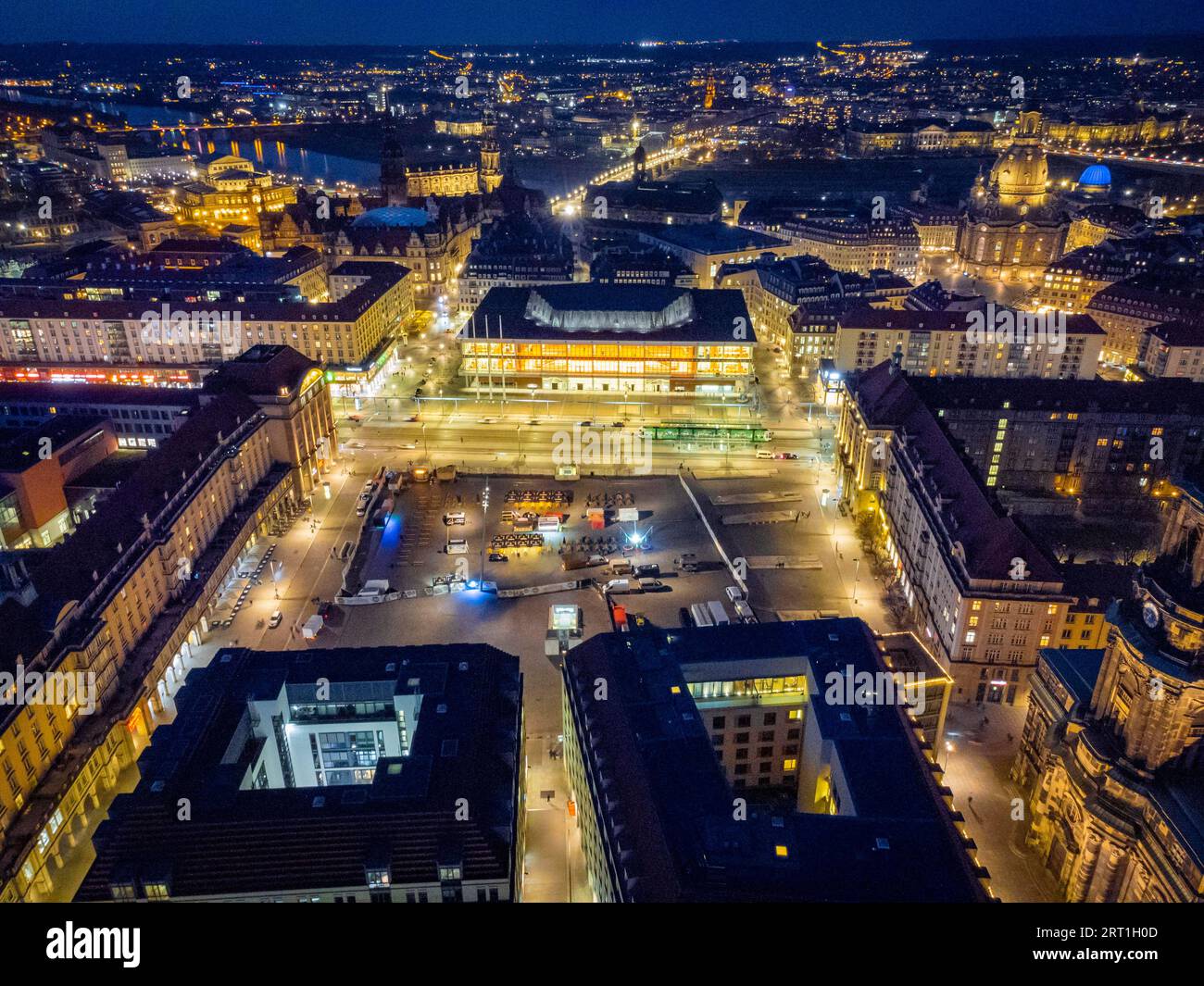Light architecture and culture hi-res stock photography and images - Alamy