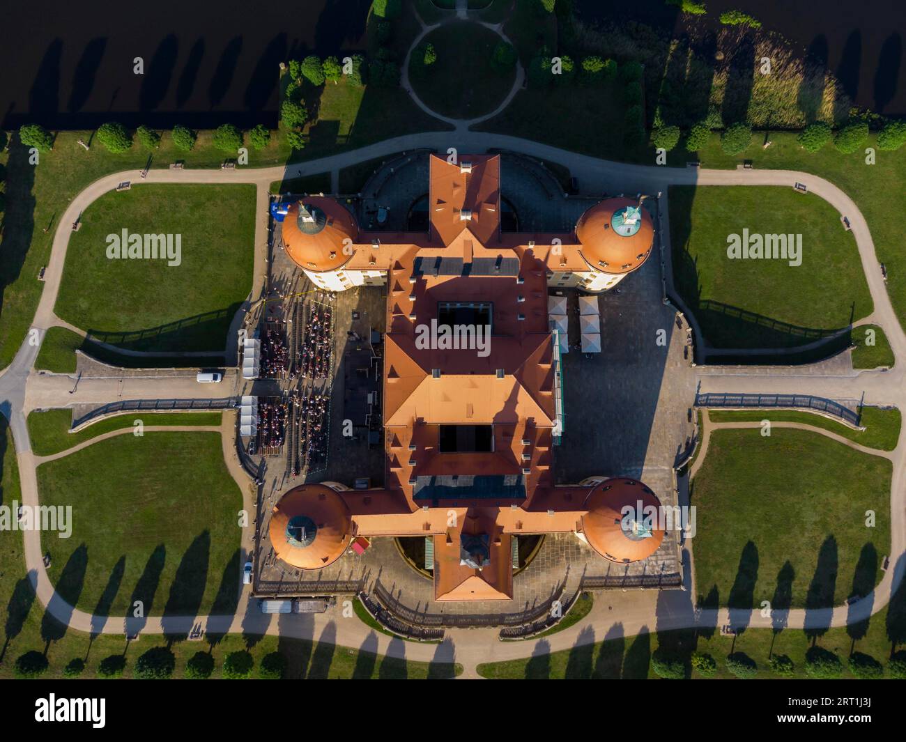 Successful actress hi-res stock photography and images - Alamy