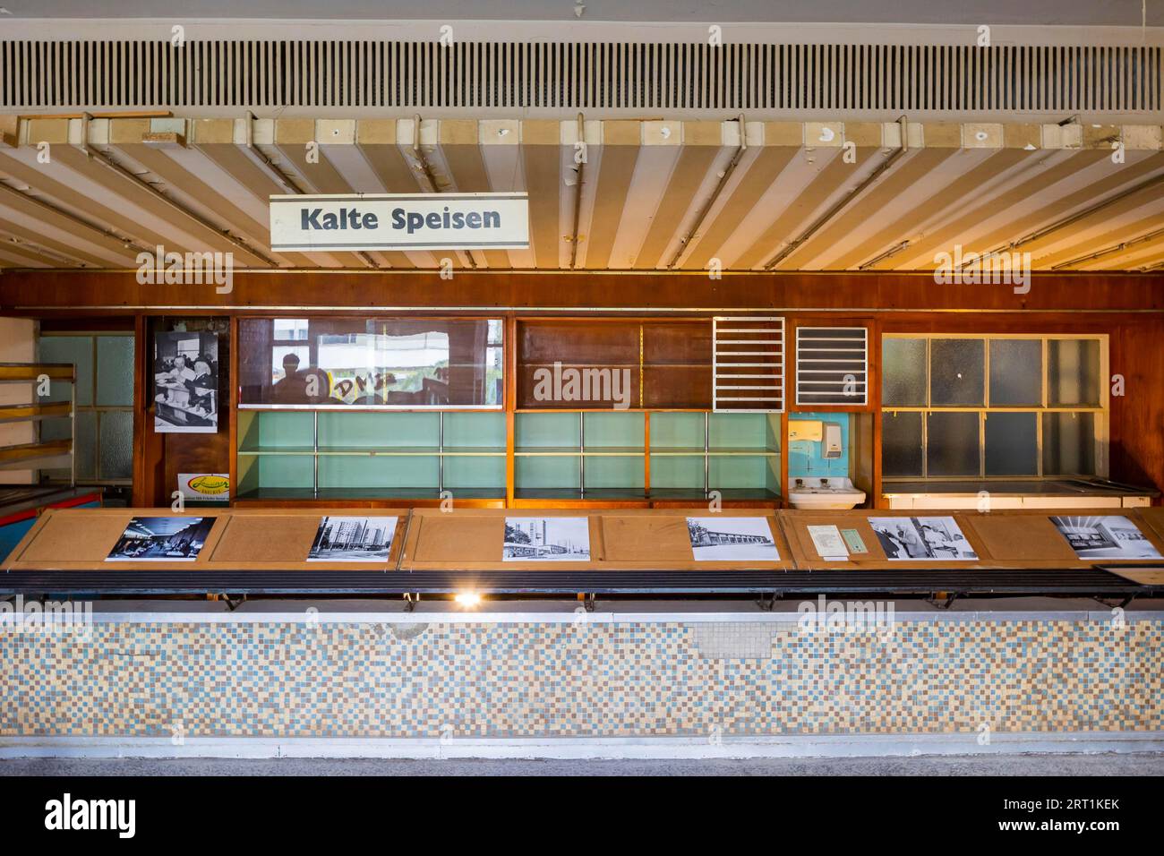 Gdr architecture hi-res stock photography and images - Alamy