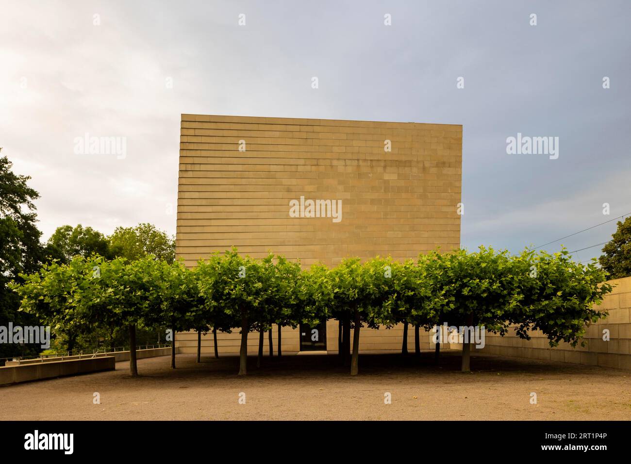 The New Synagogue has been the synagogue of Dresden's Jewish community ...